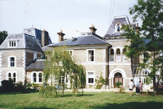 SEVENTEEN: TO BINSTEAD HALL 1995-1999 – Glyn Roberts